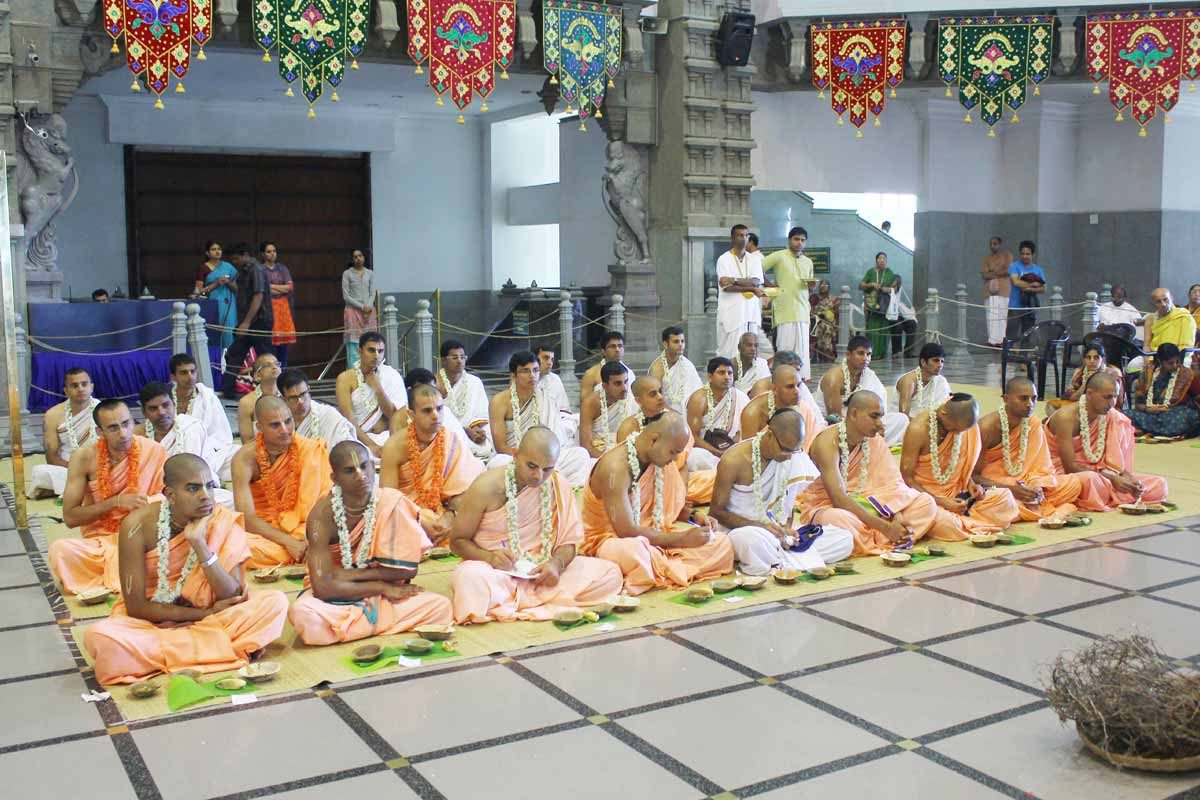 Iskcon Devotee Daily Routine Clipart