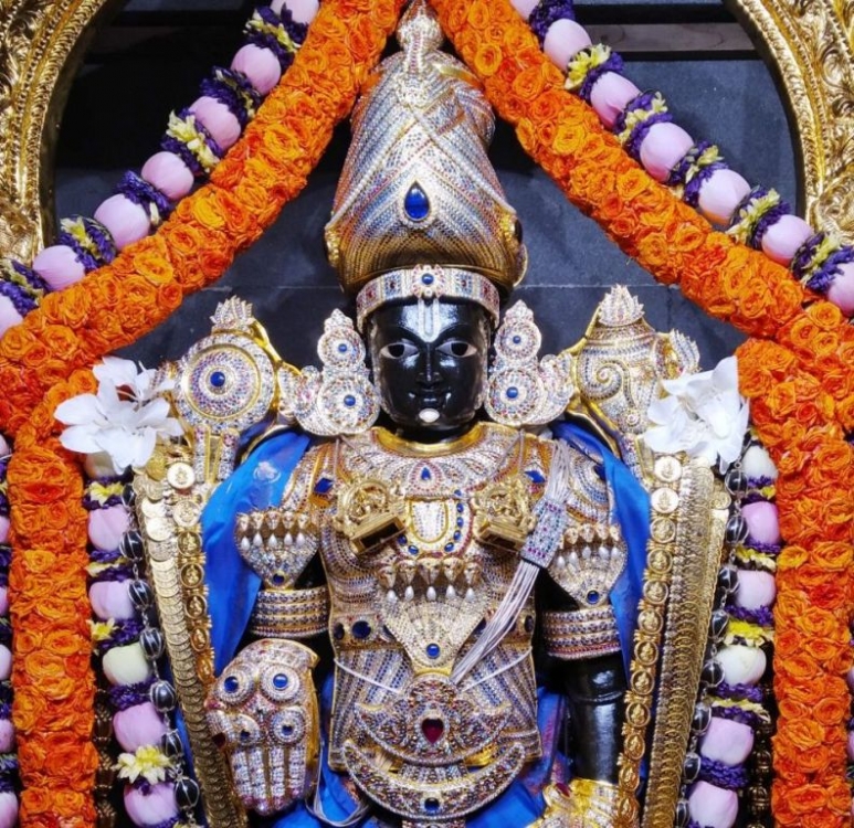 Daily Darshan – Deity Images|ISKCON Bangalore