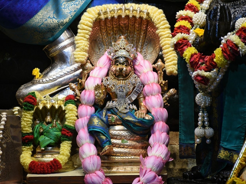 Daily Darshan – Deity Images|ISKCON Bangalore